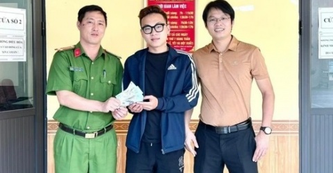 25 triệu đồng rơi rải rác trên đường, chủ nhân chỉ nhận lại được 6 triệu