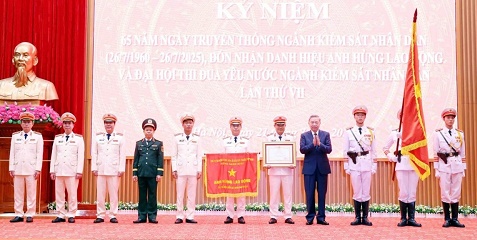 Viện KSND Tối cao đón nhận danh hiệu Anh hùng Lao động